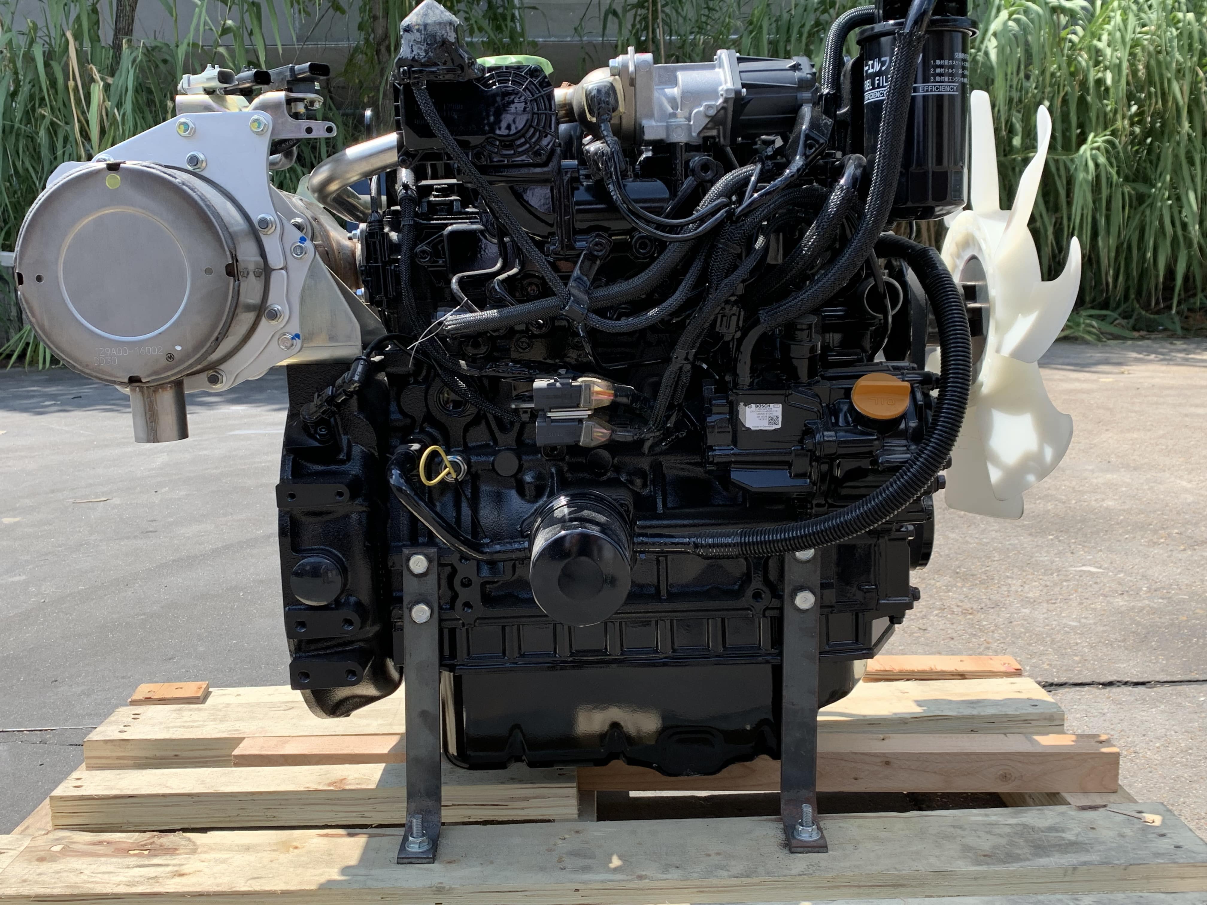 Yanmar 4TNV88C engine | rebuiltcumminsenginesales.com